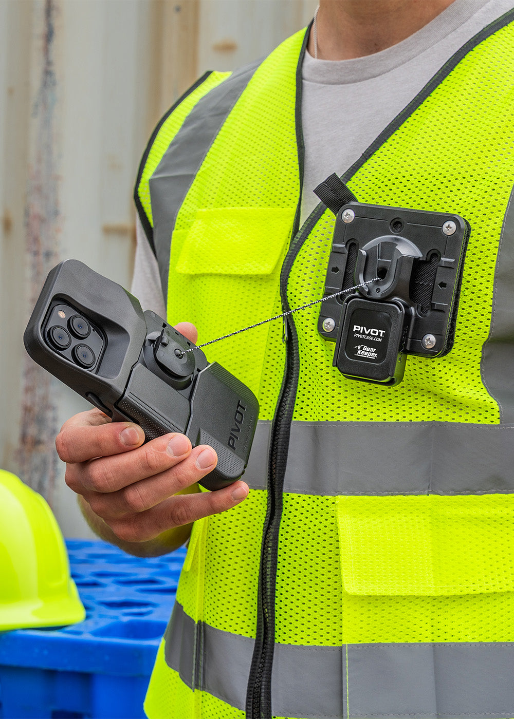 PIVOT CASE | Better Connection. Better Protection.