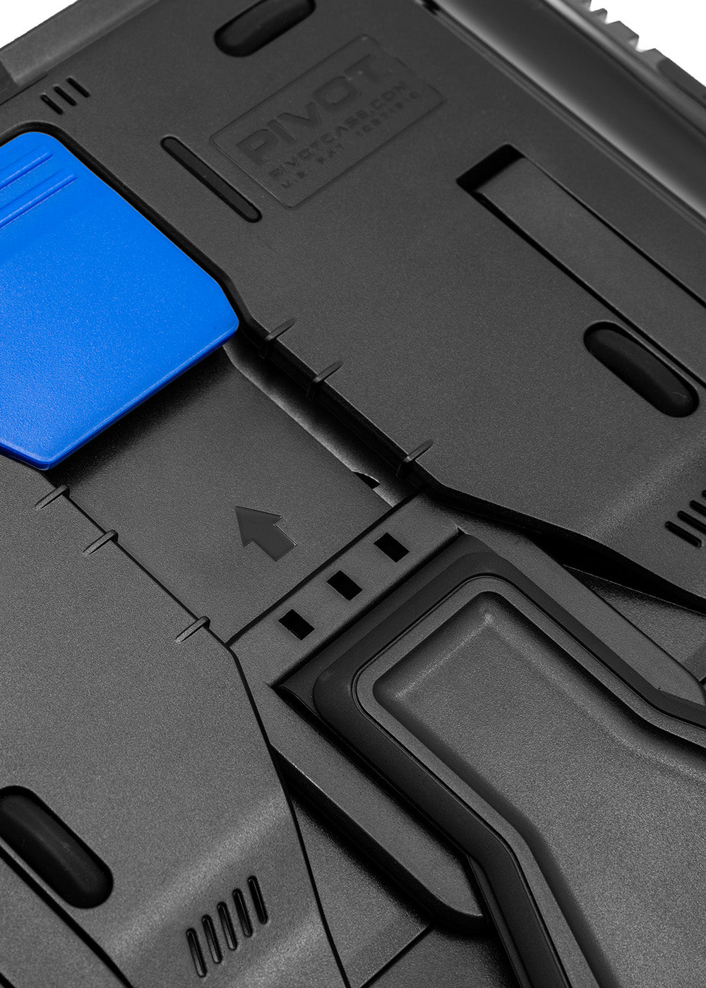 PIVOT CASE | Better Connection. Better Protection.